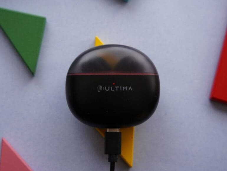 Ultima Atom 255 Full Review: Good Earbuds At A Cheap Price?